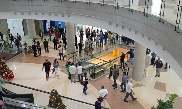 Una persona falleció tras caer de un nivel superior del Sambil de La ...